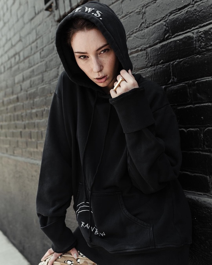 Picture of Victoria Lynn Myers