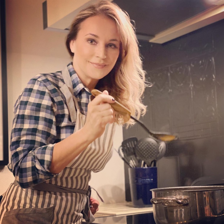 Listal - List the stuff you love! Movies, TV, music, games and books