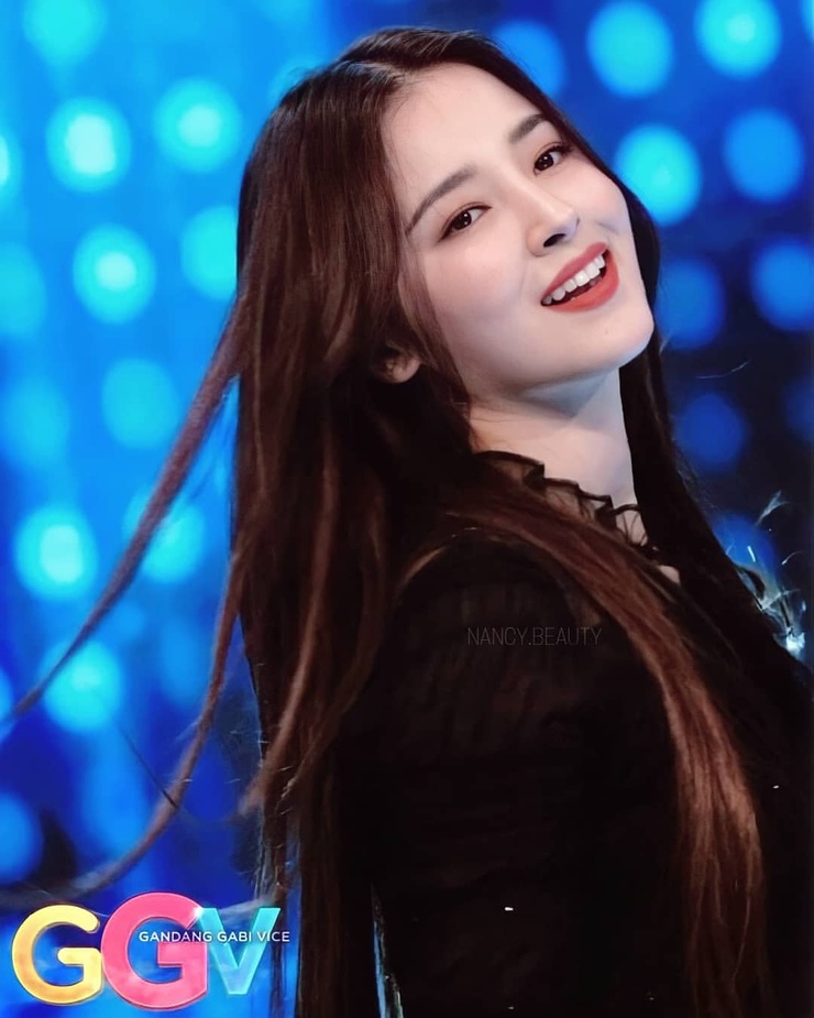 Picture of Nancy Jewel McDonie