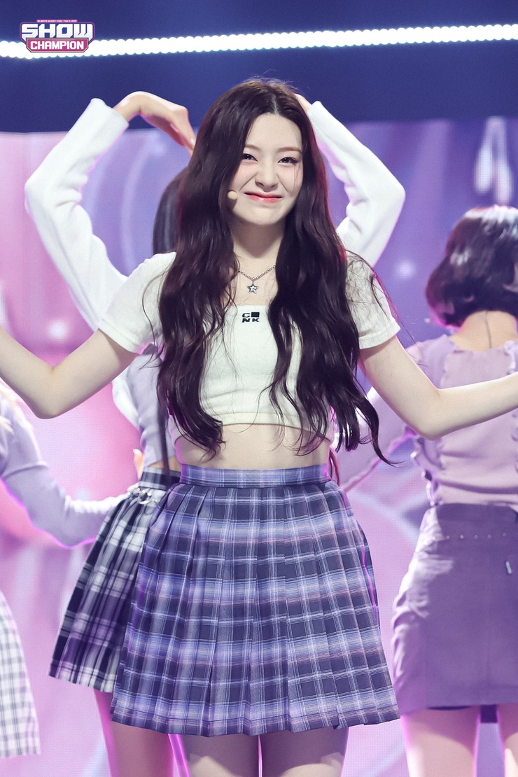 Seeun (STAYC) picture