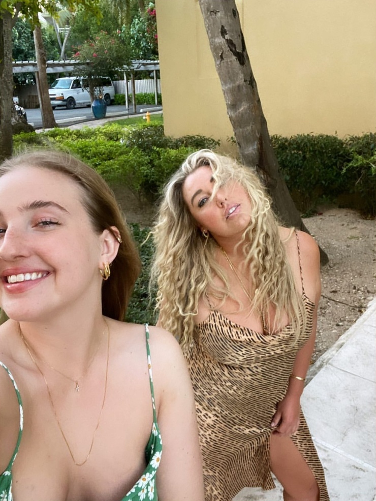 Picture of Veronica Dunne