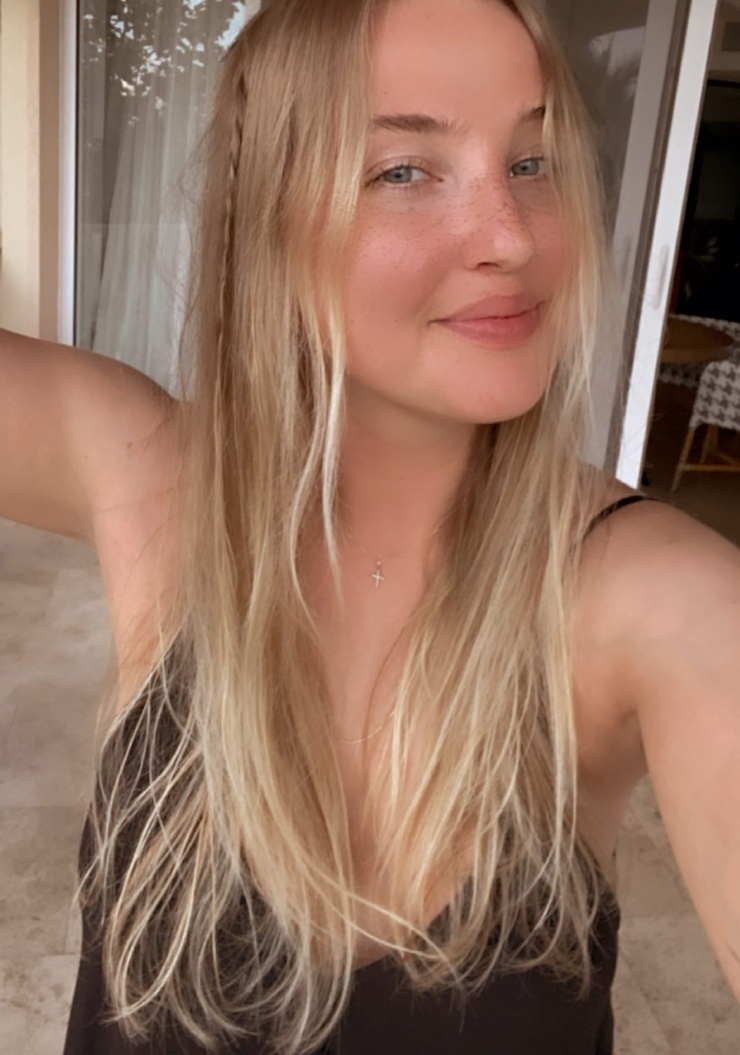 Image of Veronica Dunne