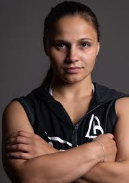 Picture of Leyla Hirsch