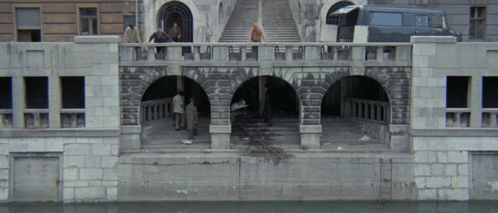 Picture of Short Night of Glass Dolls