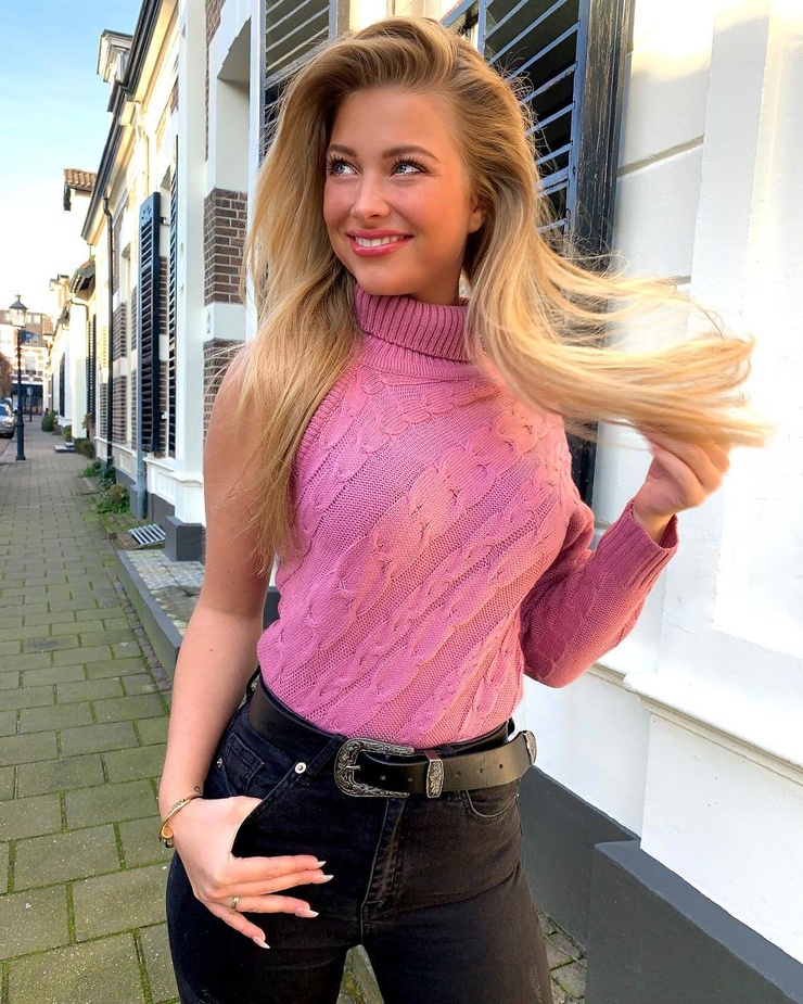 Picture of Estelle Hagen