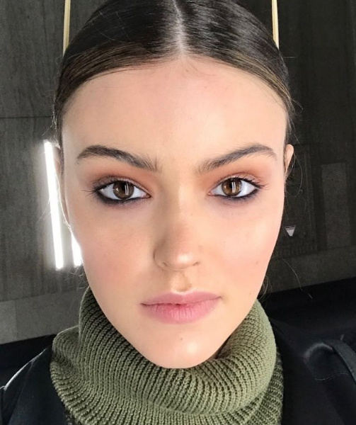 Picture of Eva Adams