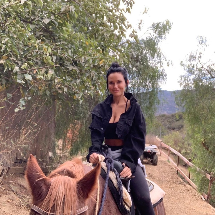 Kayla Lauren picture