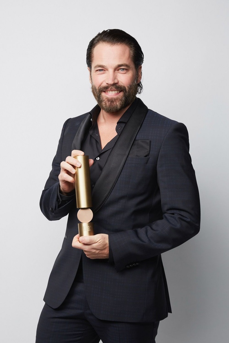 Picture of Tim Rozon