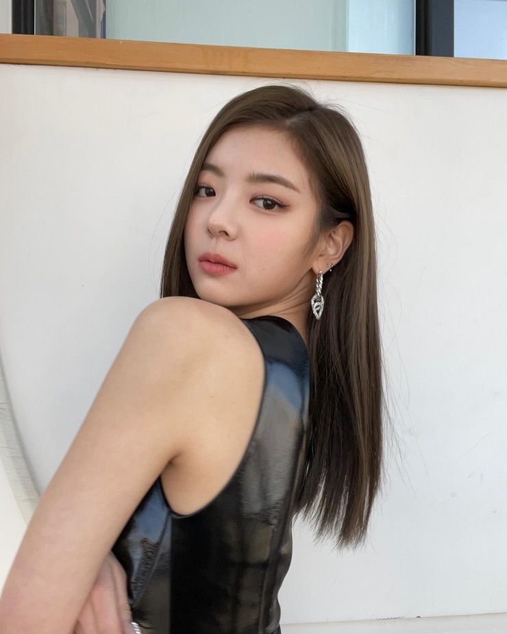 Picture of Choi Jisu