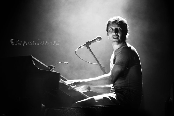 Picture of James Blunt