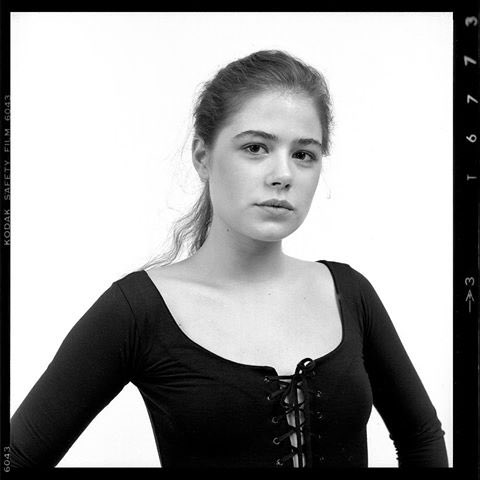 Maura Tierney, Age 18