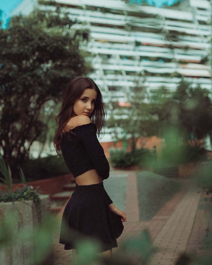 Picture of Lara Kimpel