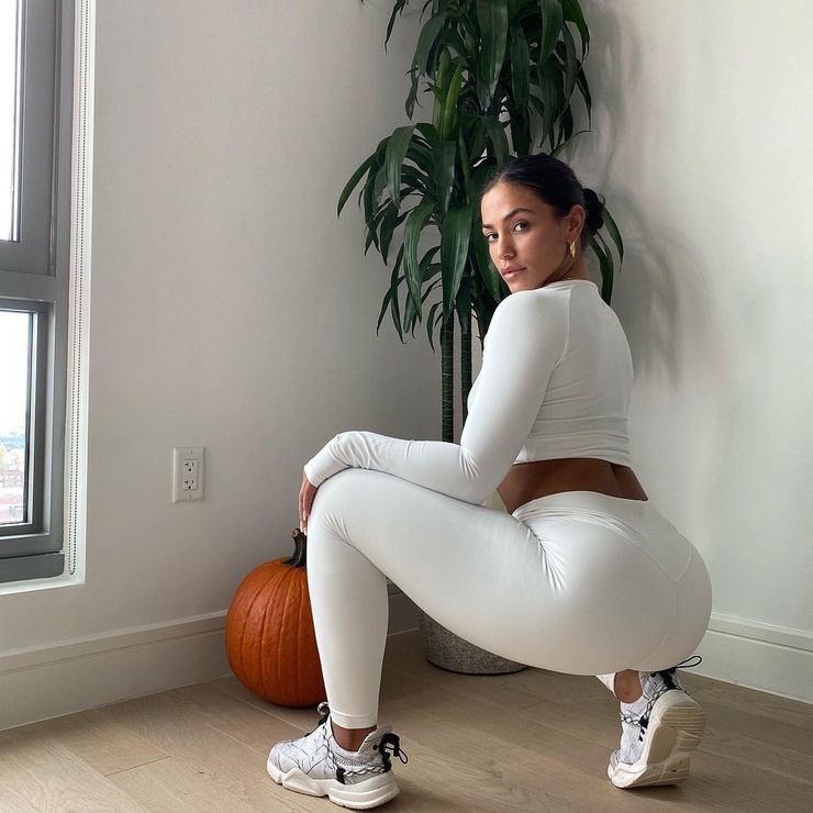 Giuliana Ava picture