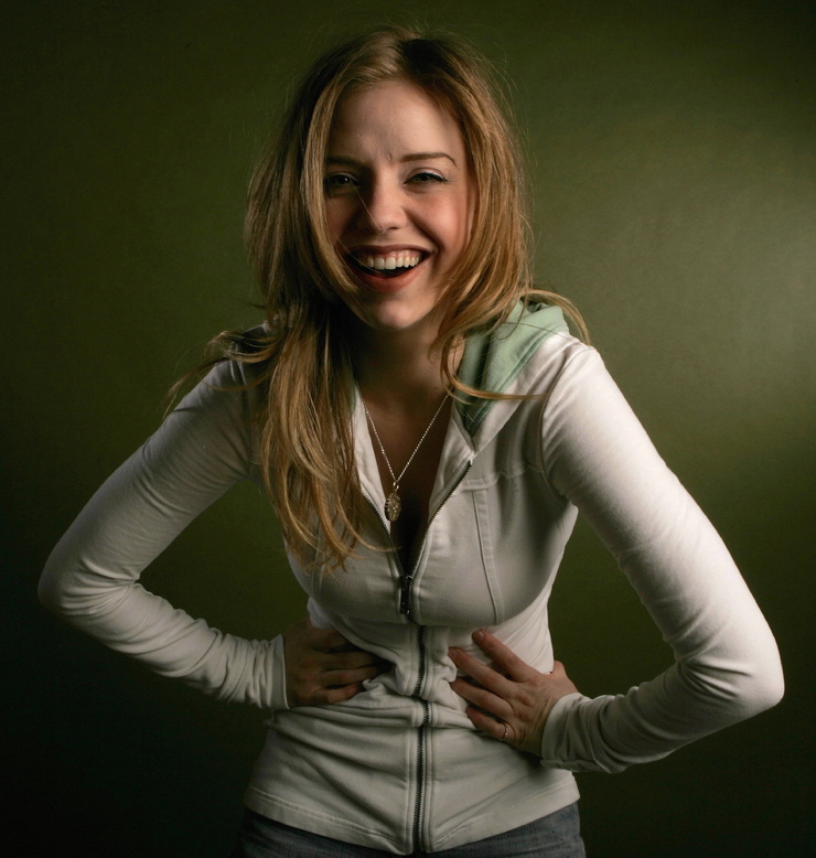 Kelli Garner picture