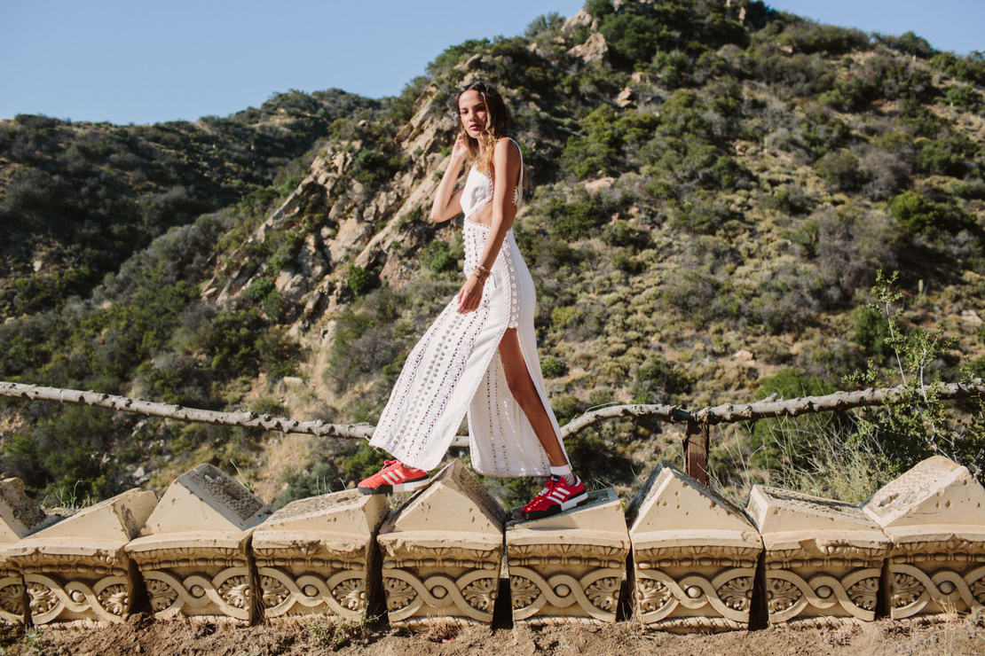 Mercedes Maxwell picture