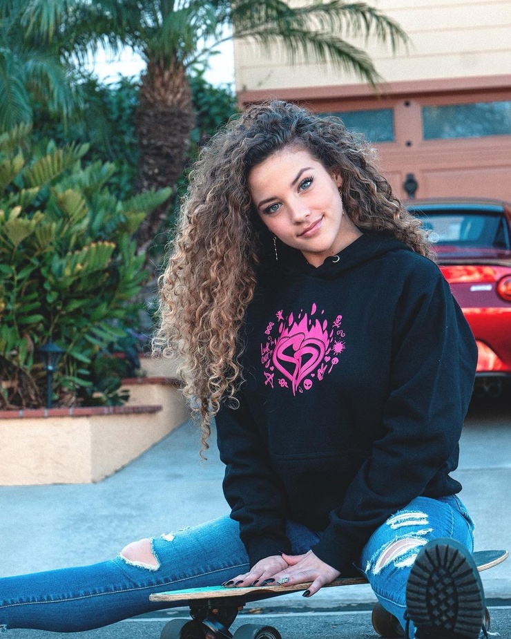 Picture of Sofie Dossi