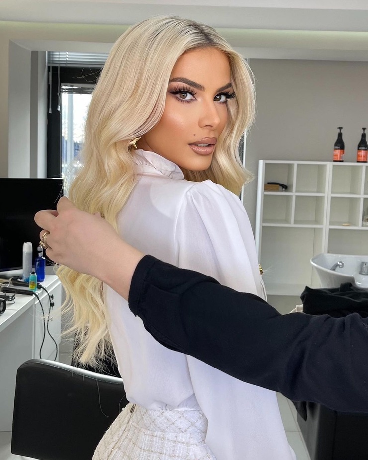 Picture of Marina Vjollca