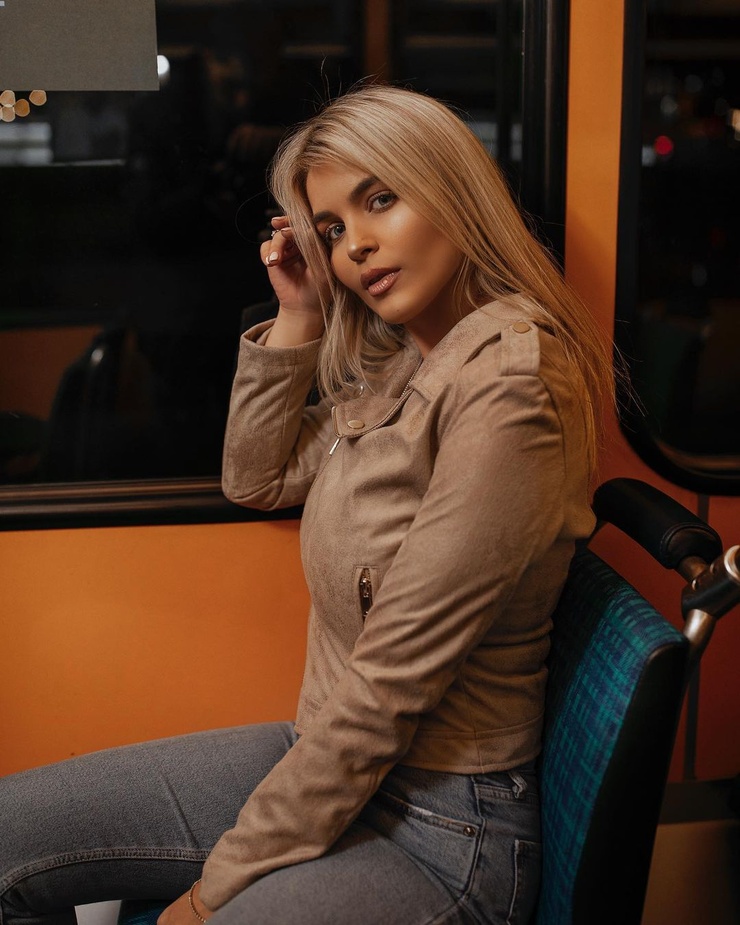 Picture of Afrona Dika