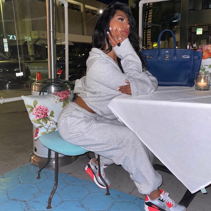 Gallienne Nabila picture