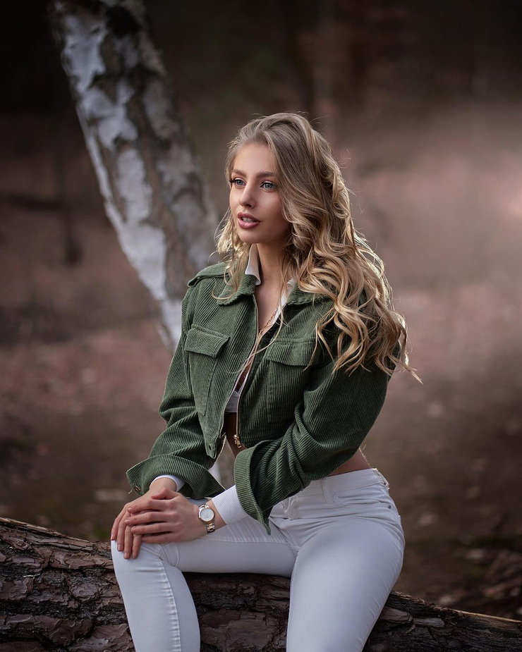 Picture of Alexa Breit