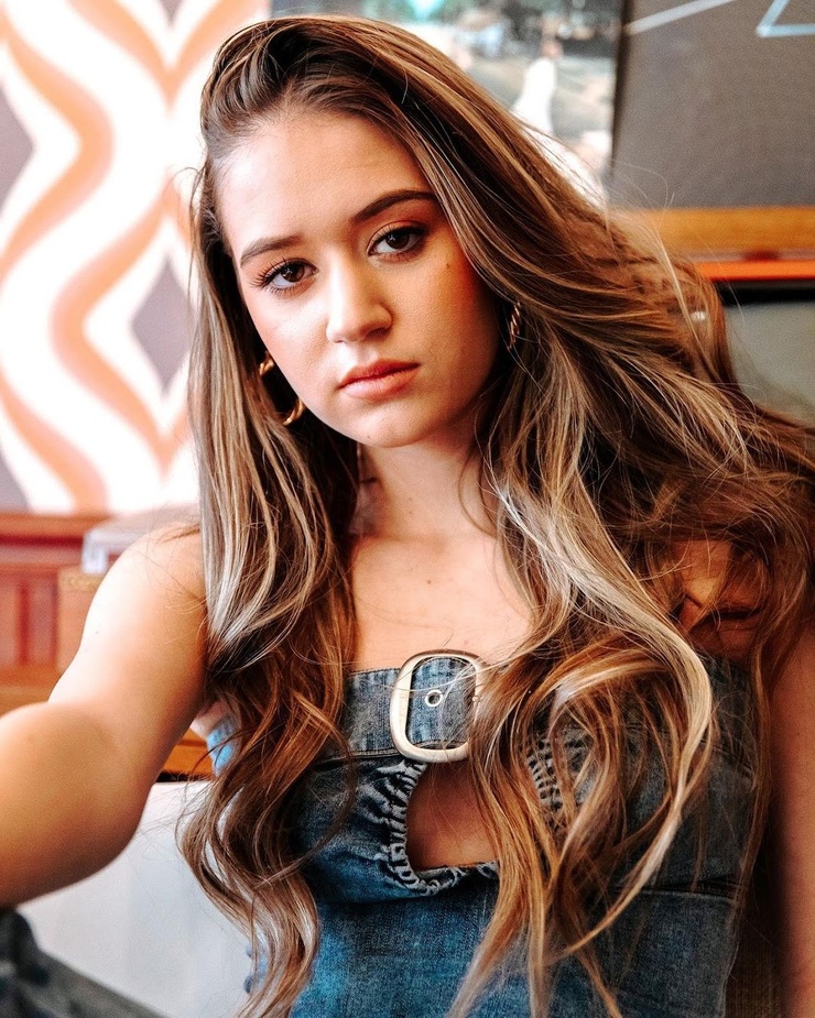 Picture of Riley Lewis