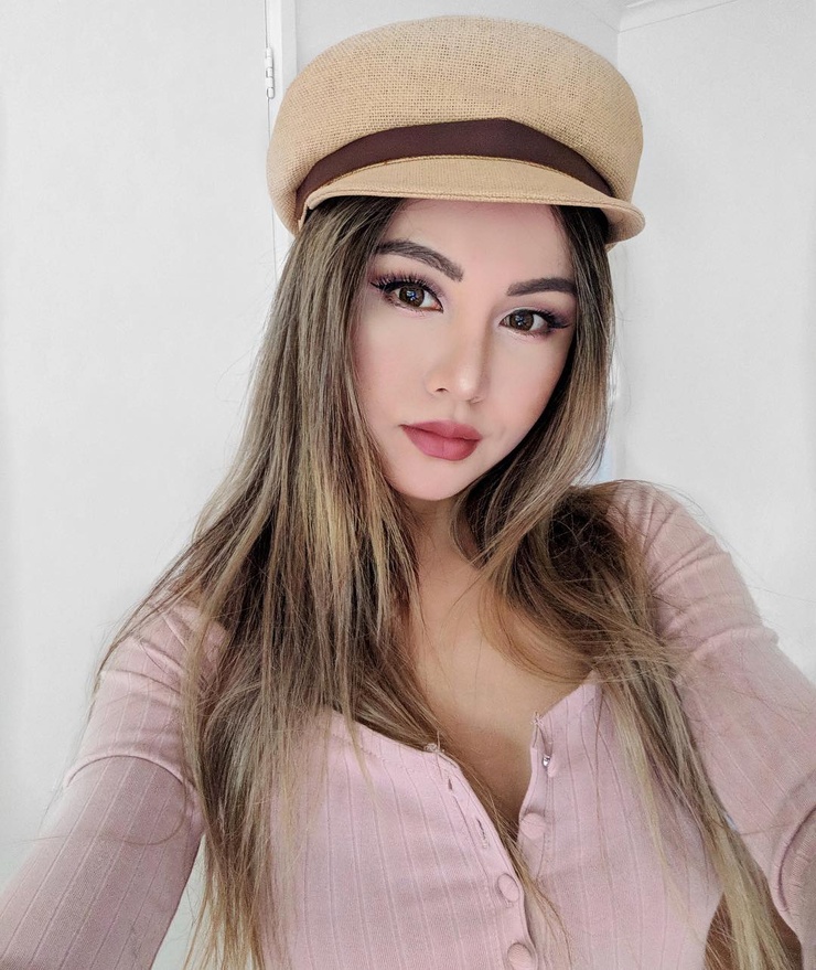 Picture of Chloe Ting