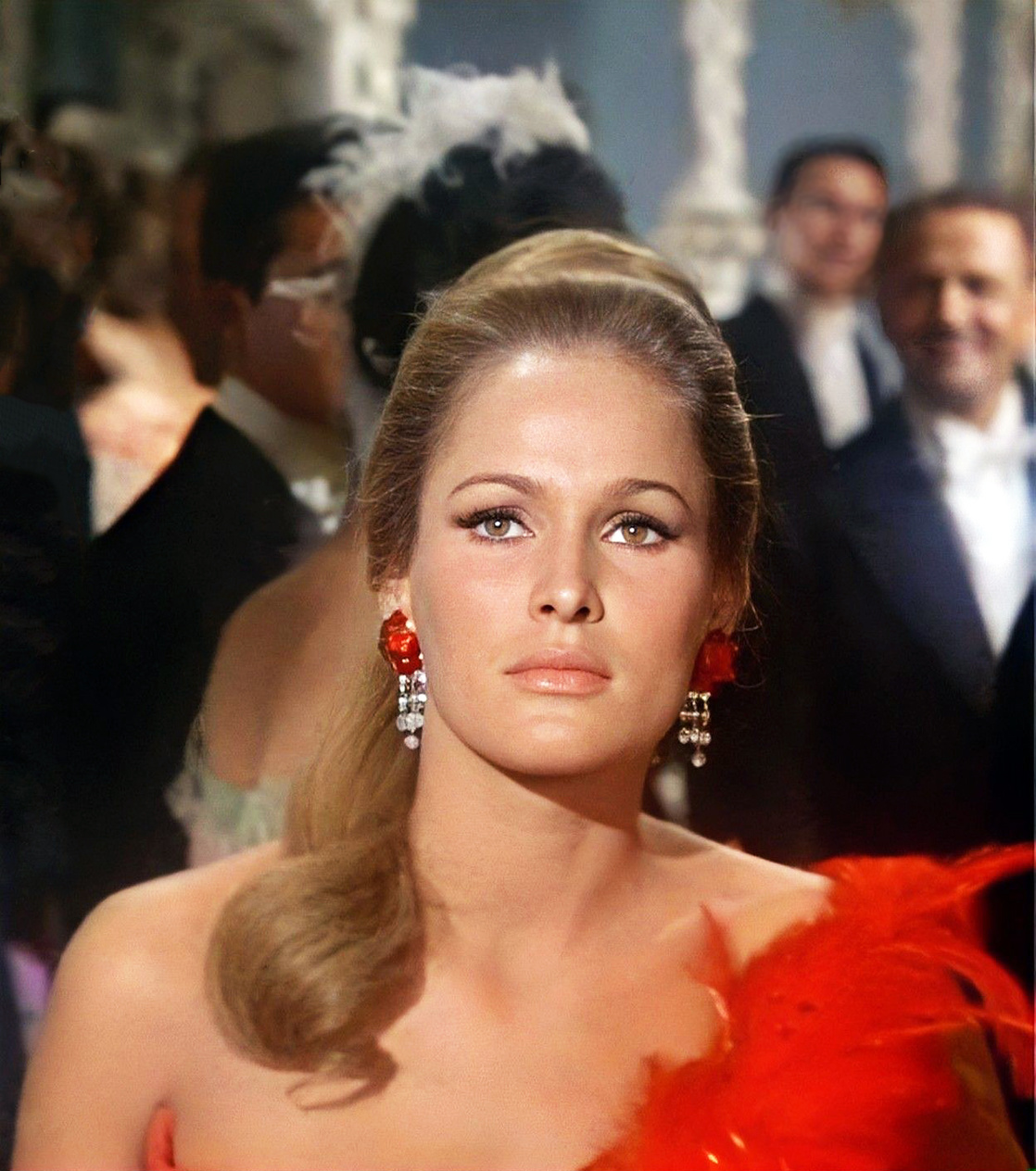 Ursula Andress
