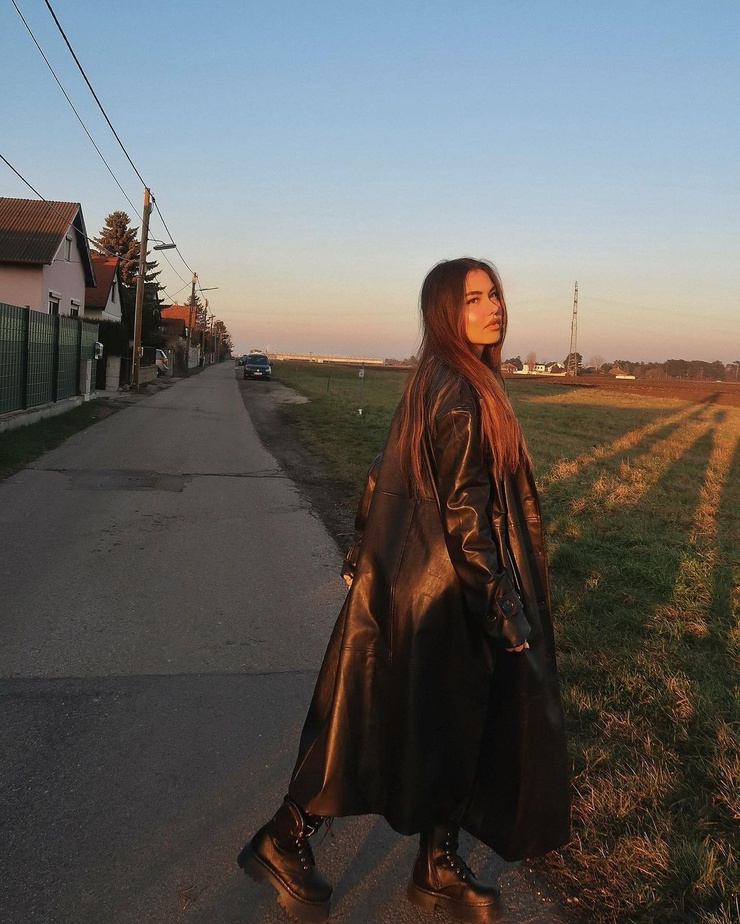 Picture of Doina Barbaneagra