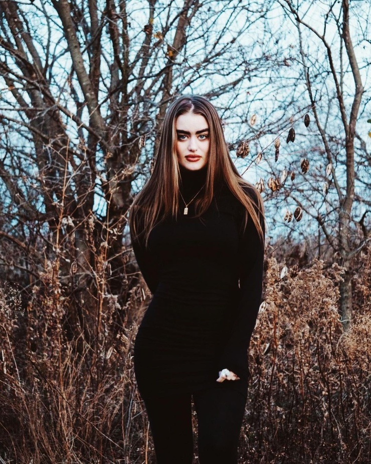 Picture of Alli Hart