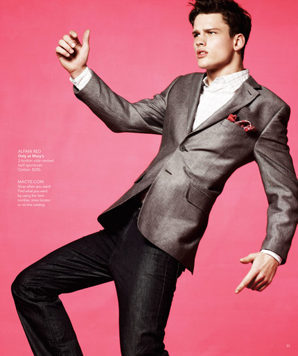 Picture of Simon Nessman