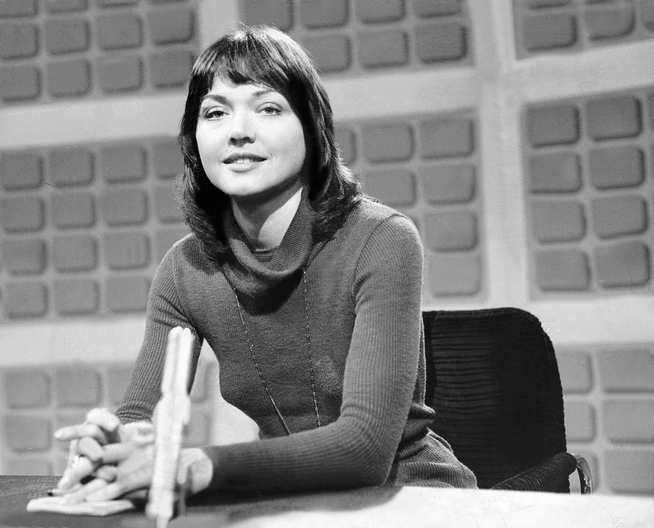 Anna Ford picture