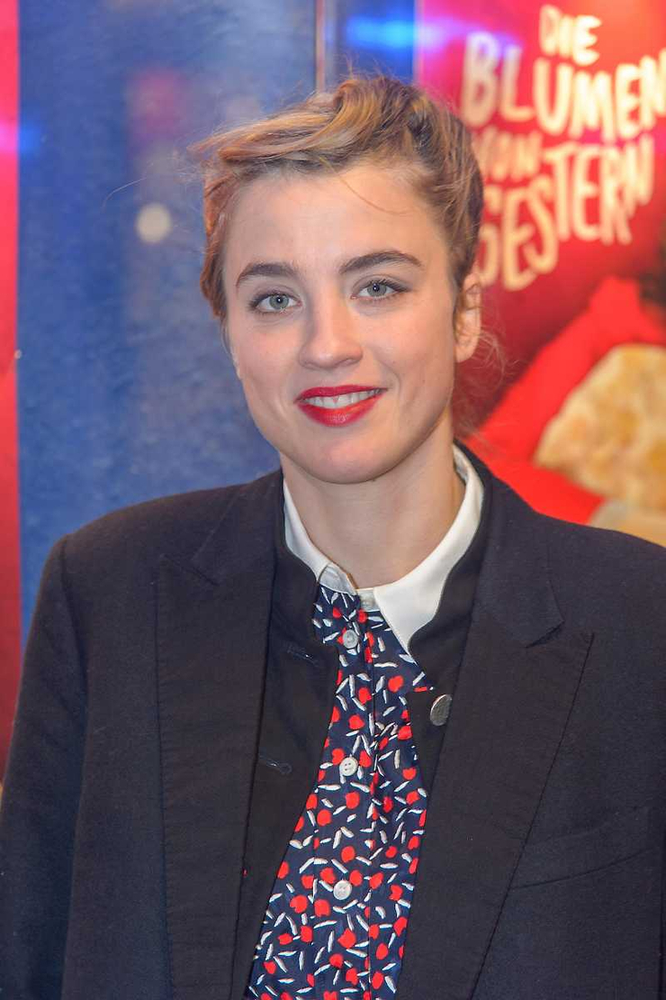 Picture of Adele Haenel