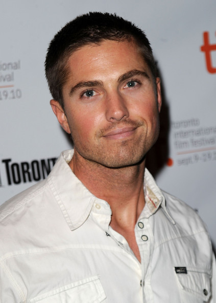 Eric Winter image