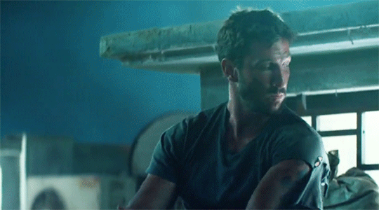 Image of 13 Hours