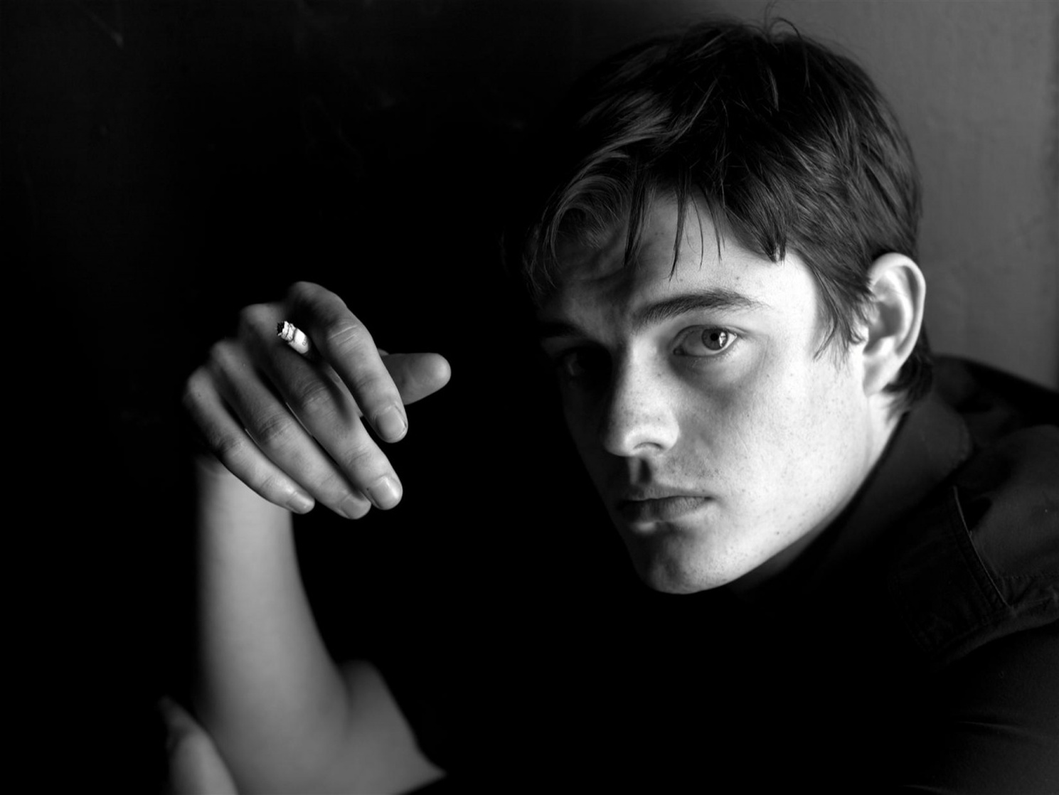 Picture of Sam Riley