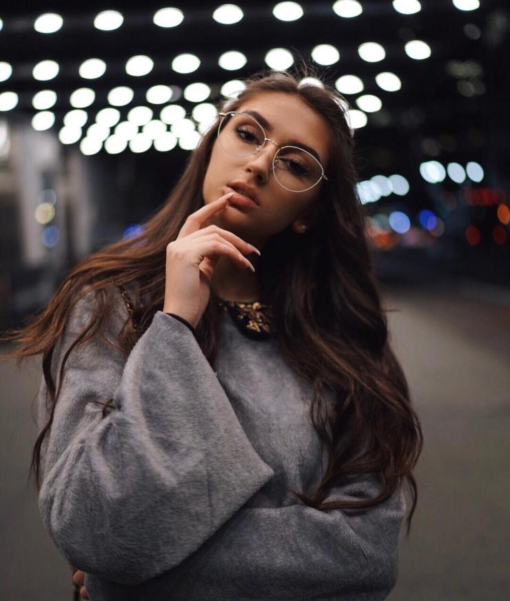 Deanna Davis II image