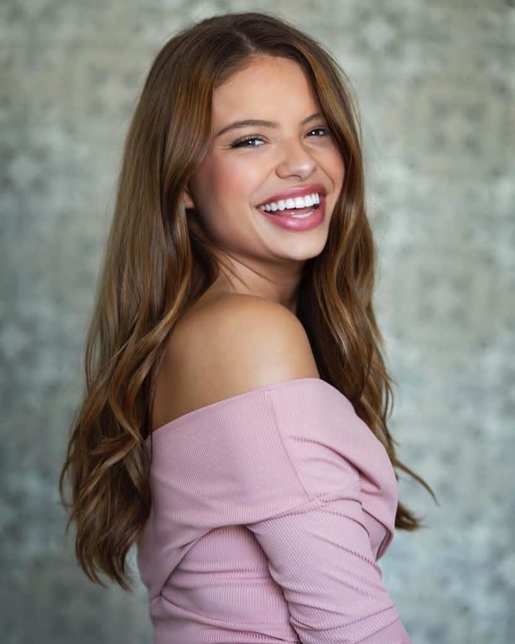 Picture of Hannah Kepple