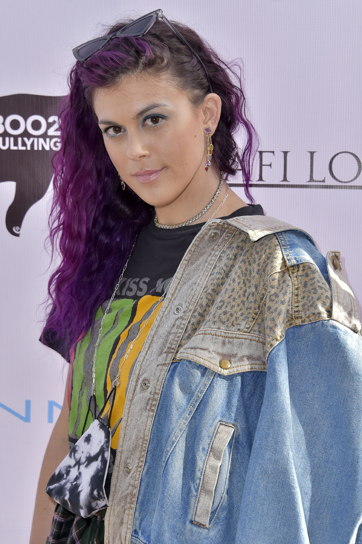 Picture of Lindsey Shaw