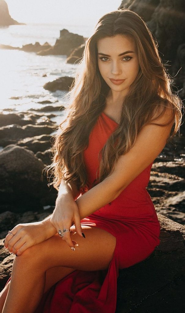 Listal - List the stuff you love! Movies, TV, music, games and books