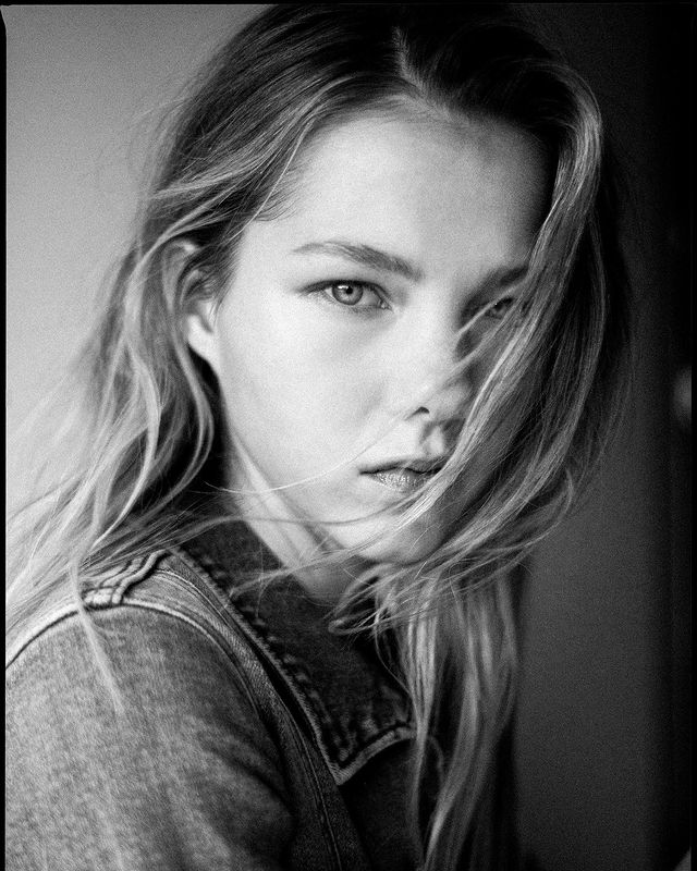 Phoebe Combes picture