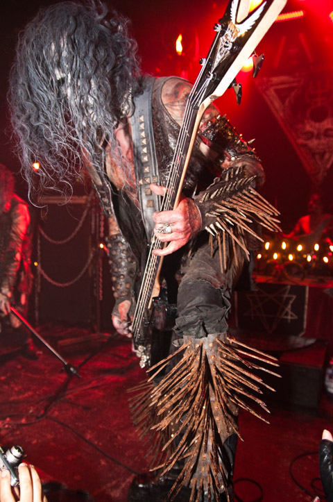 Watain image