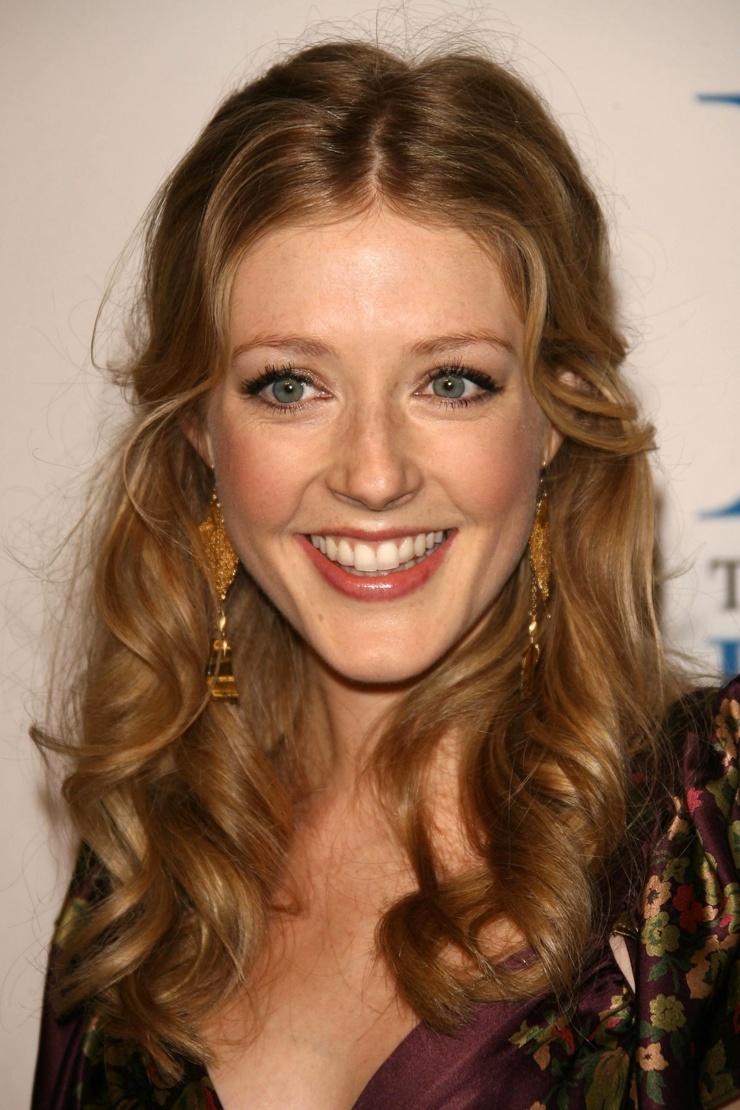 Image of Jennifer Finnigan