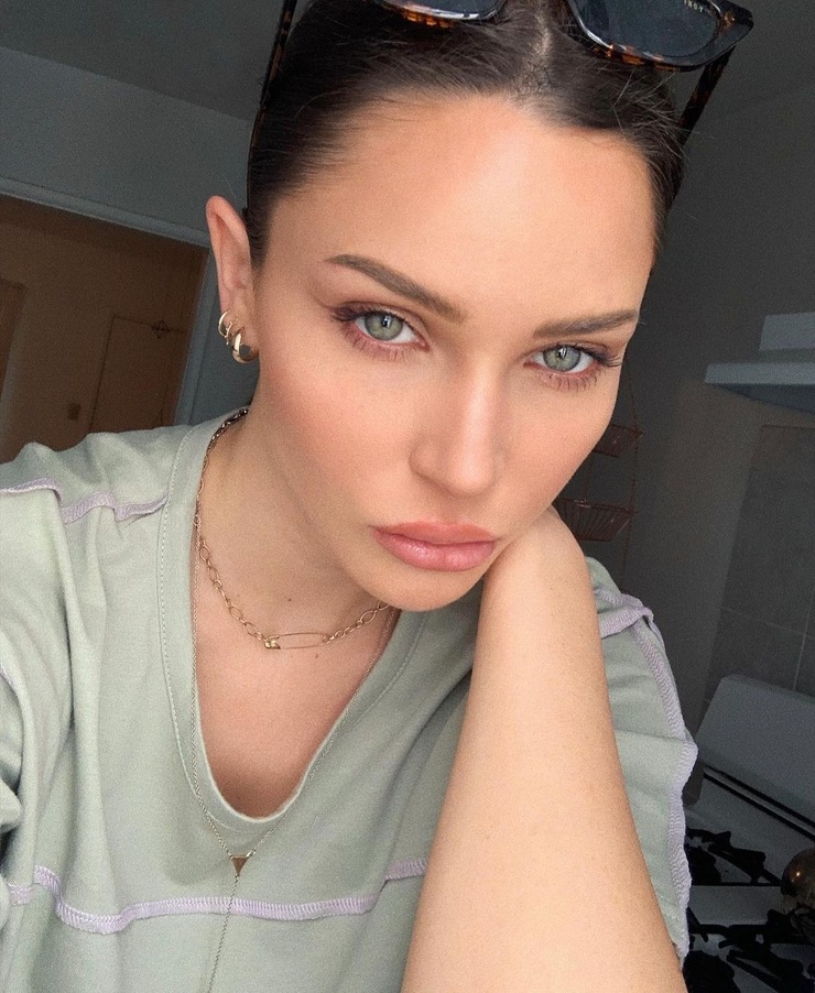 Image of Jessica Allen Teenyb Model