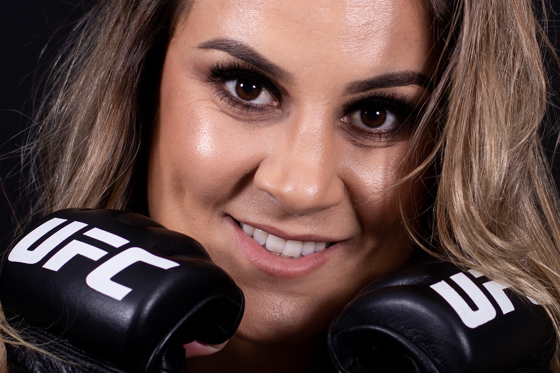 Picture of Jennifer Maia