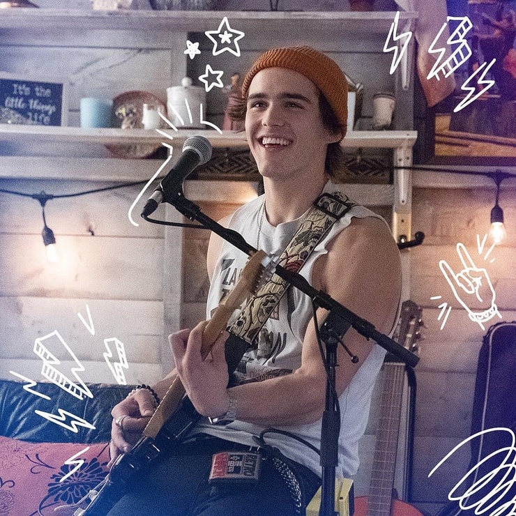 Picture of Charlie Gillespie