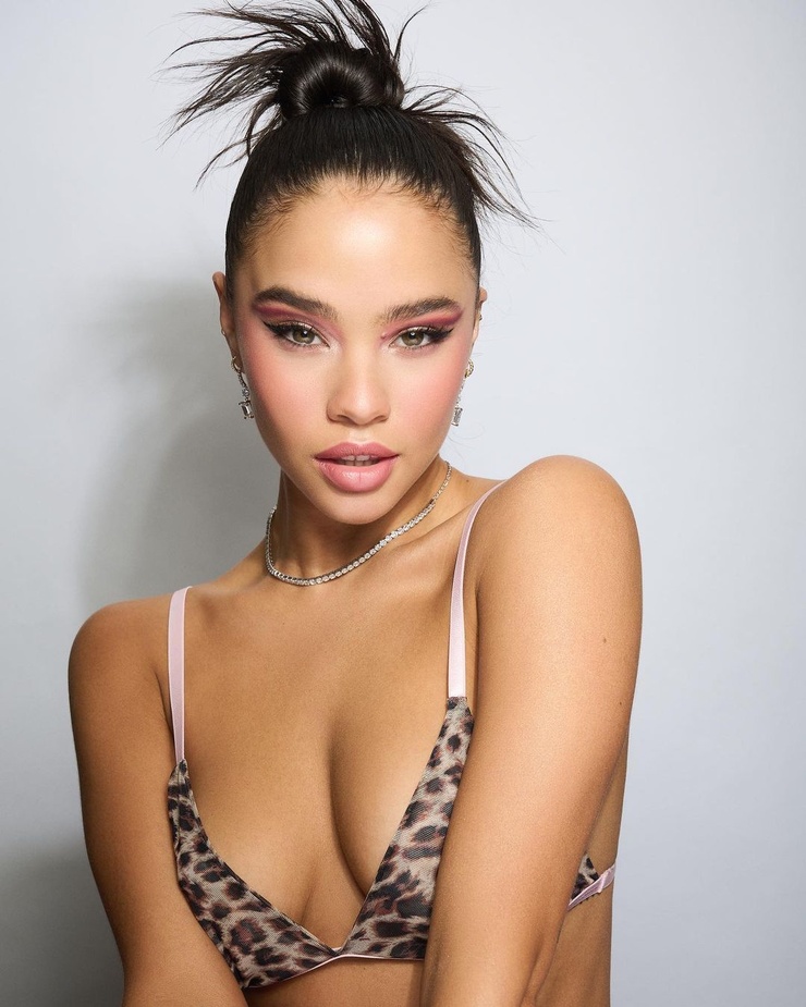 Picture of Edie Rose