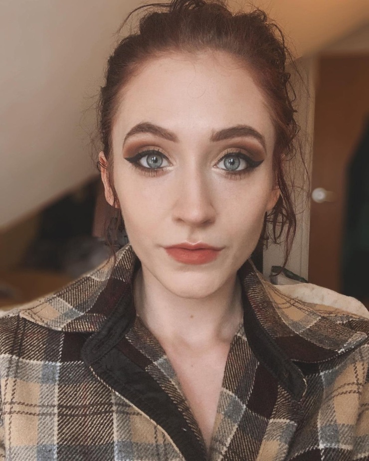 Picture of Janet Devlin