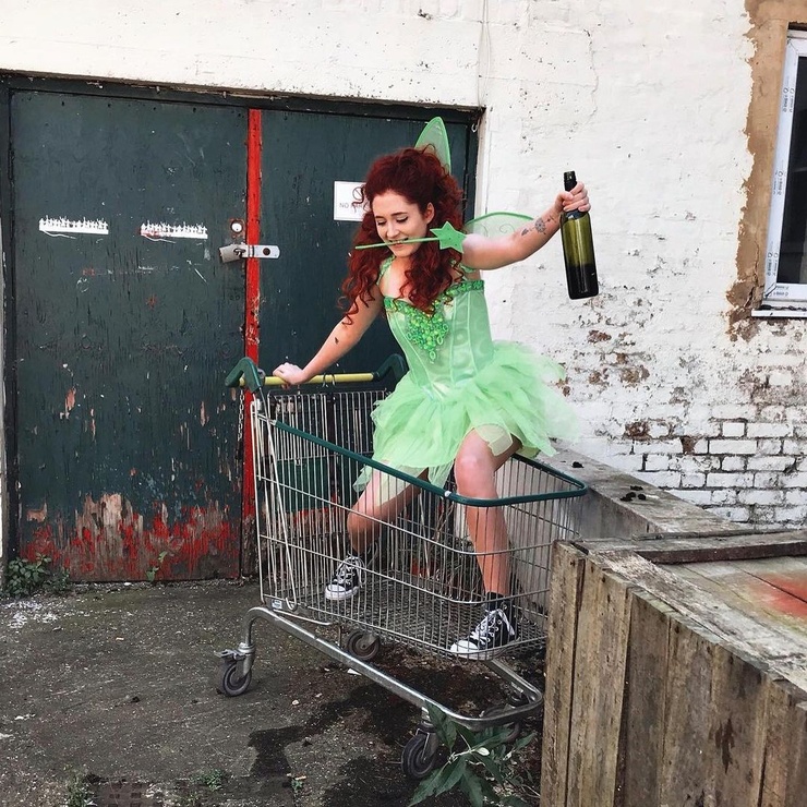 Picture of Janet Devlin