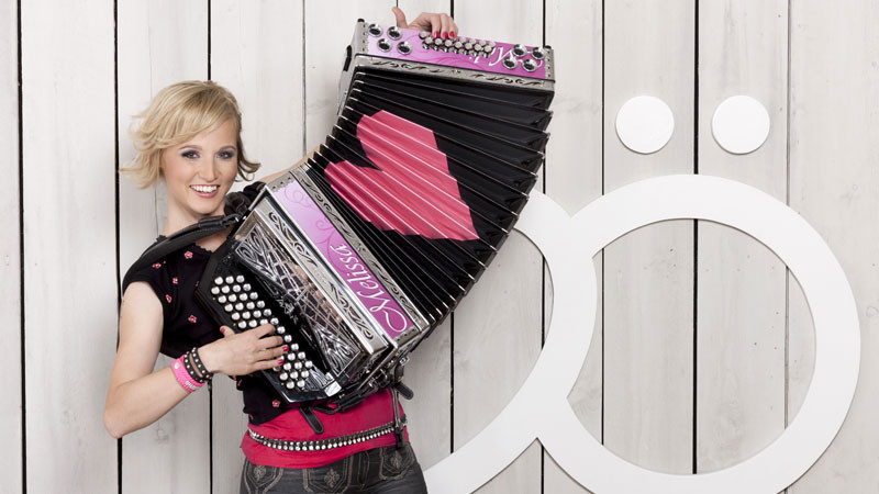 Picture of Melissa Naschenweng