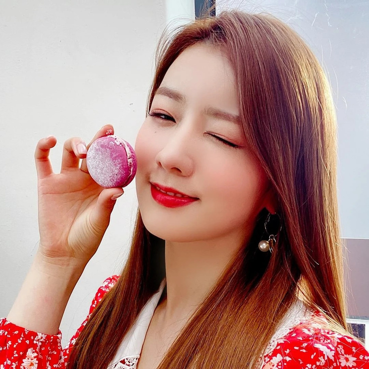 Picture of Yoon Bomi